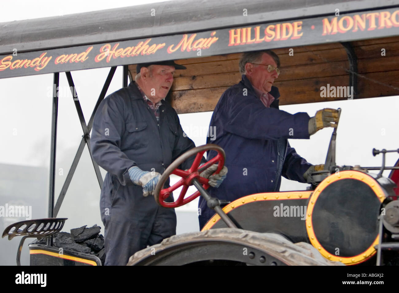Traction engine owner hi-res stock photography and images - Alamy