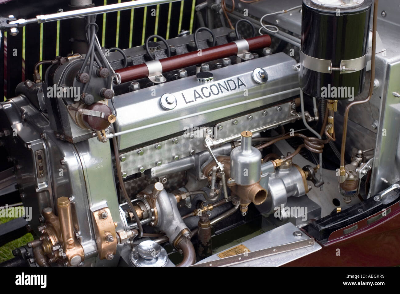 2 0 litre engine hi-res stock photography and images - Alamy