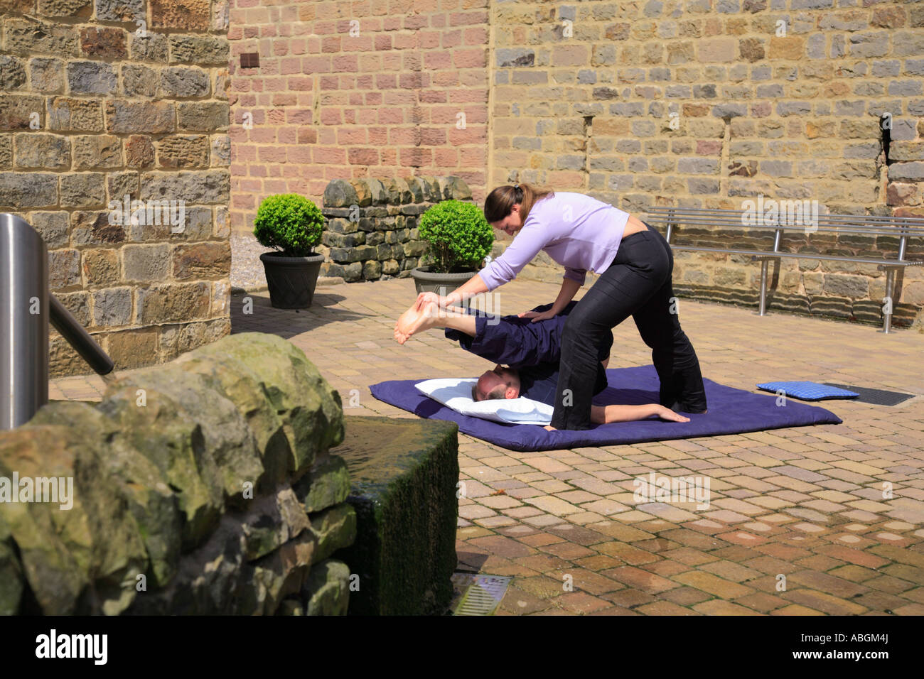 Female body pose anatomical hi-res stock photography and images - Alamy