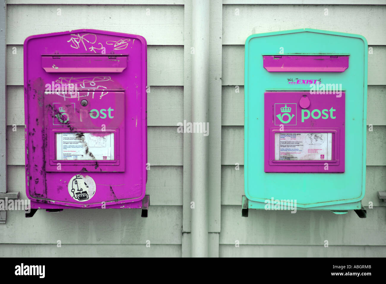 Unusual post boxes hi-res stock photography and images - Alamy