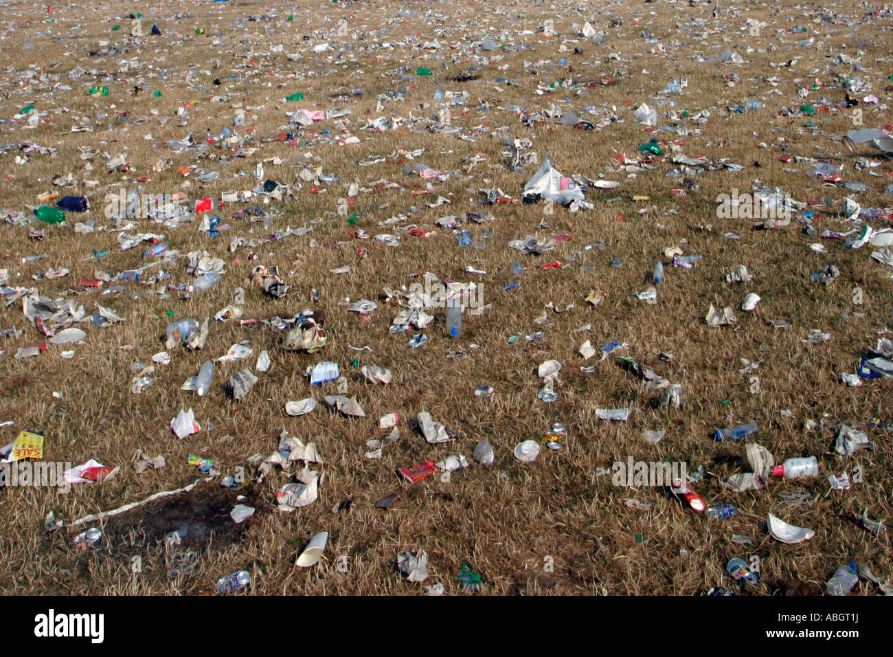 Festival waste hi-res stock photography and images - Alamy