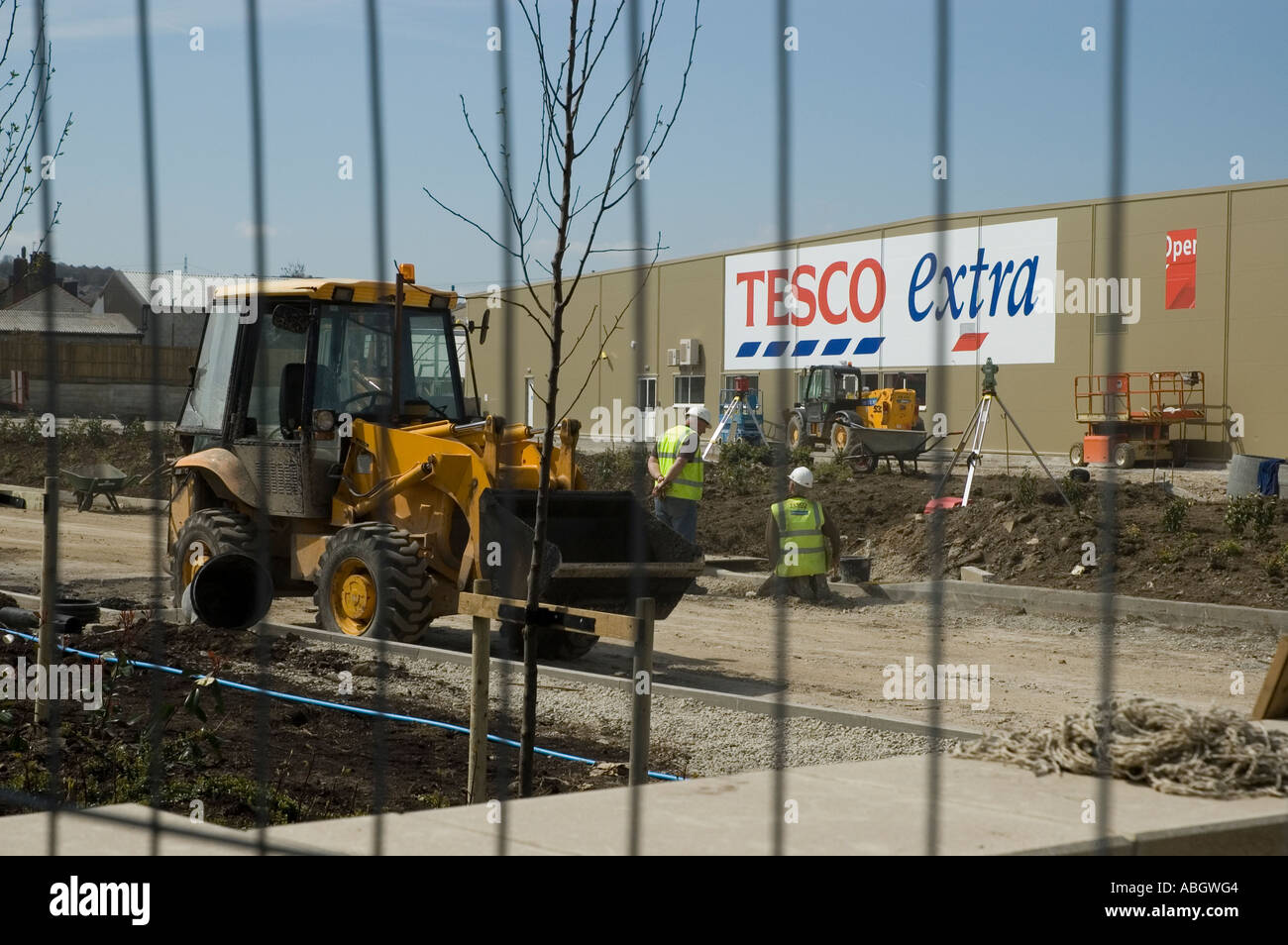 A new tesco extra store under construction in Bradford Stock Photo - Alamy