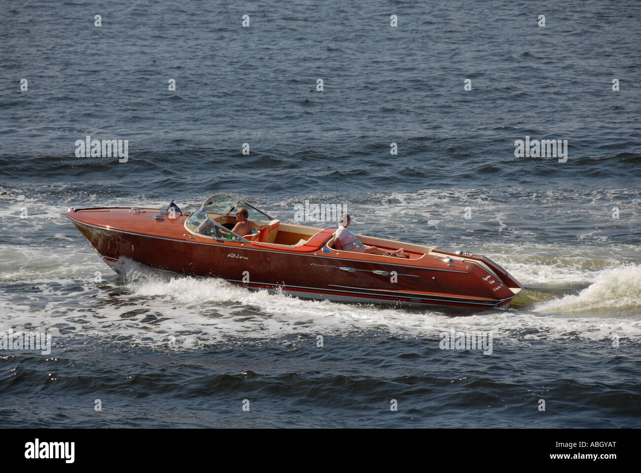 High performance speedboat hi-res stock photography and images - Alamy