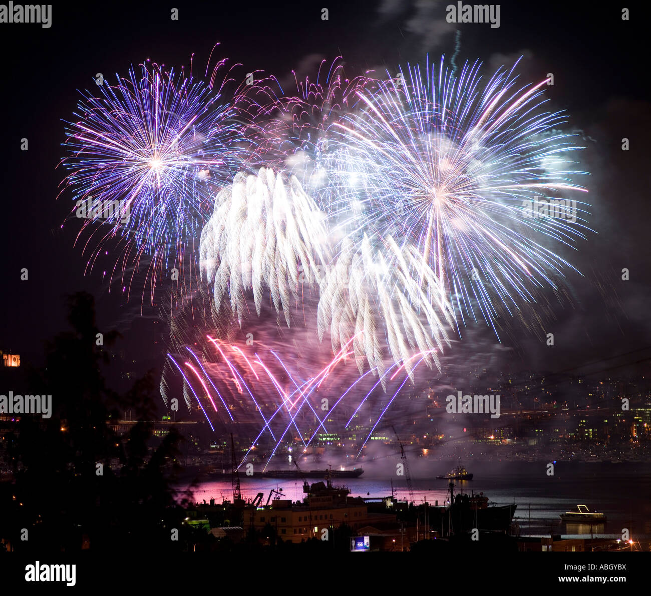 Fireworks, 4th of July 2007, Seattle, Washington State, USA Stock Photo ...
