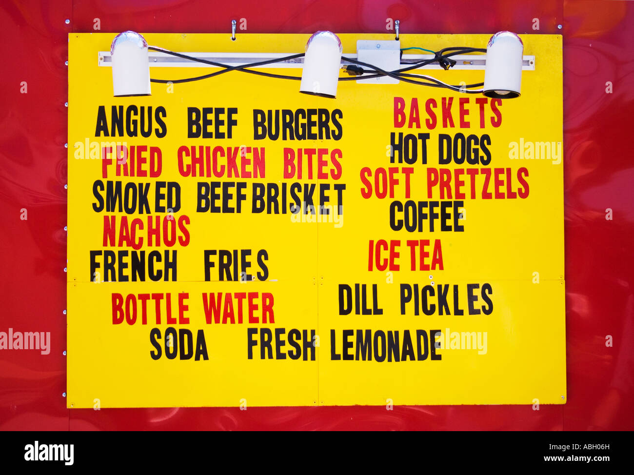 Colorful food vendor sign. Summer junk food Stock Photo - Alamy