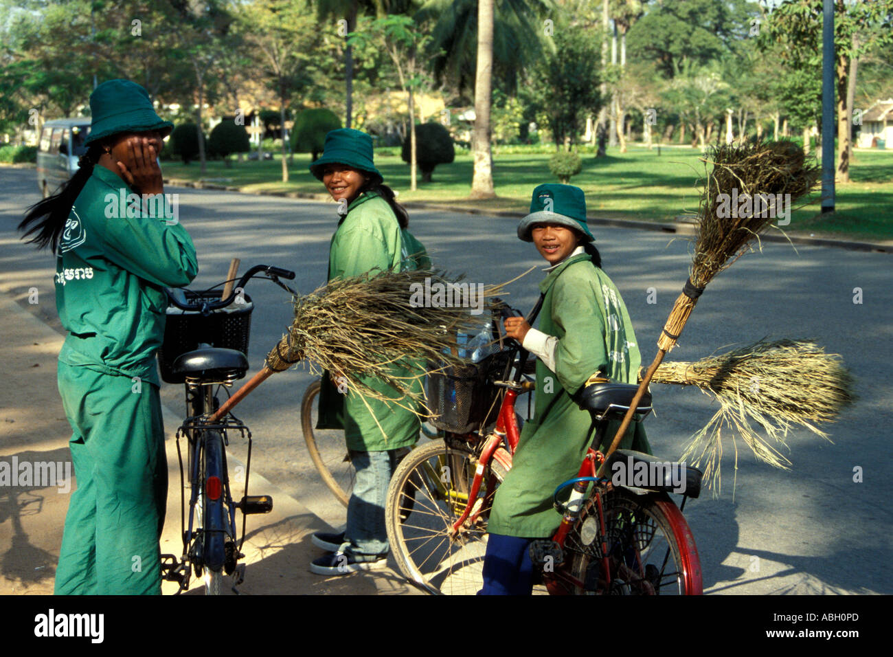 Historical street sweepers hi-res stock photography and images - Alamy