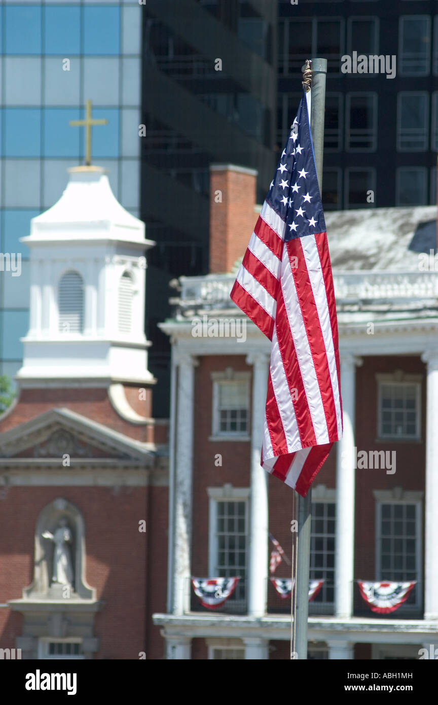 American flag in Downtown Manhattan Stock Photo - Alamy