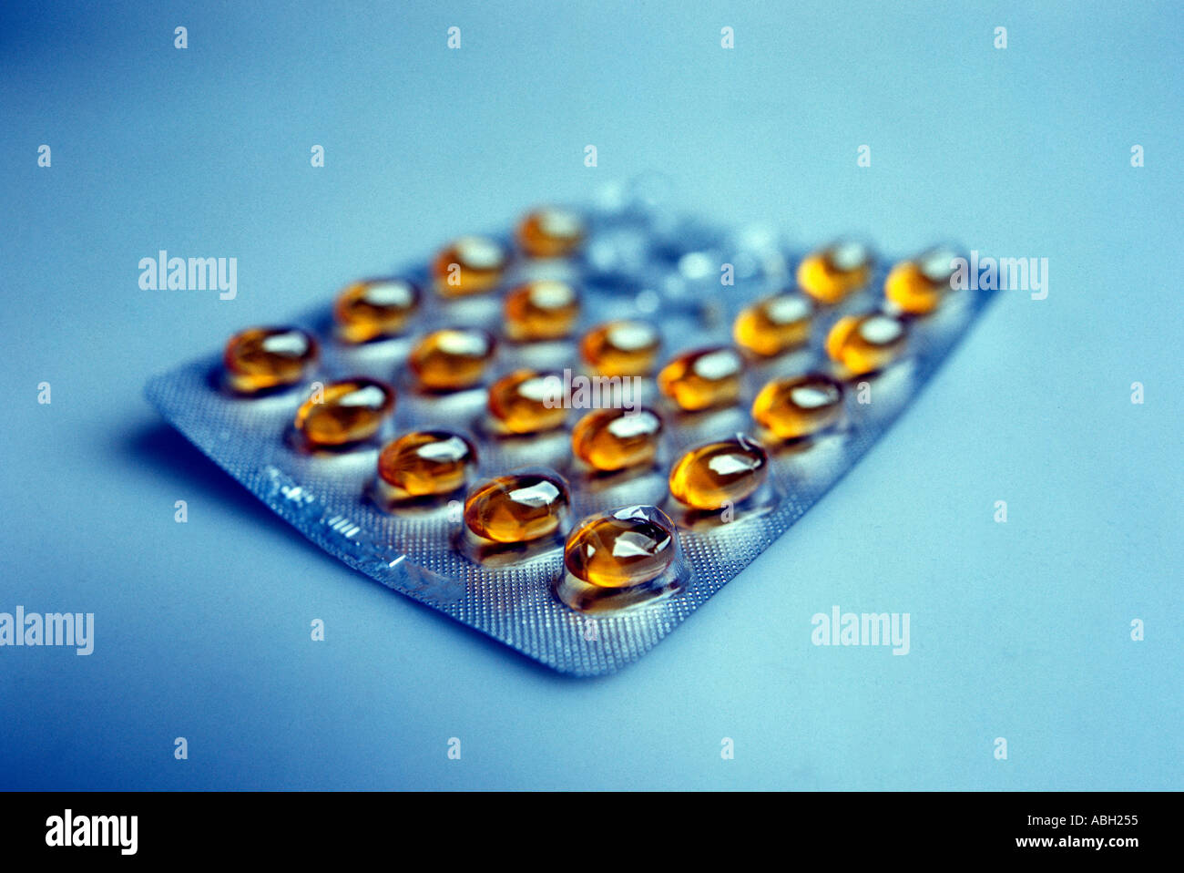 Pill popper hi-res stock photography and images - Alamy