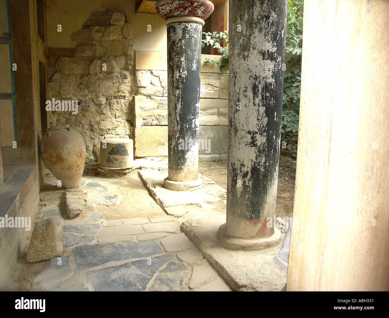 Knossos the Minoan Capital of Crete Palace Ruins Stock Photo - Alamy