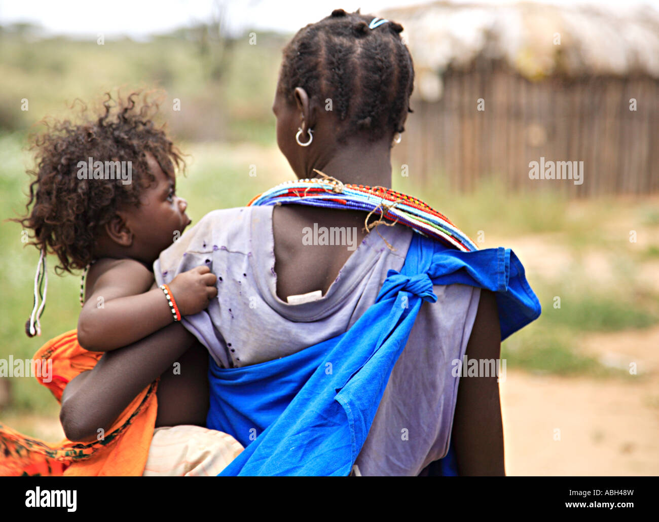 Mother and child of the Samburu tribe Kenya Stock Photo - Alamy