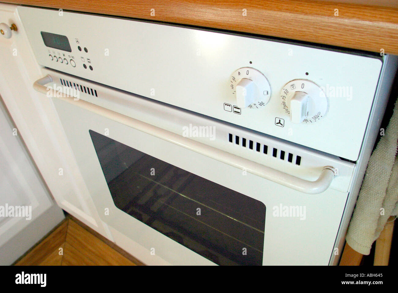 Fitted under hi-res stock photography and images - Alamy