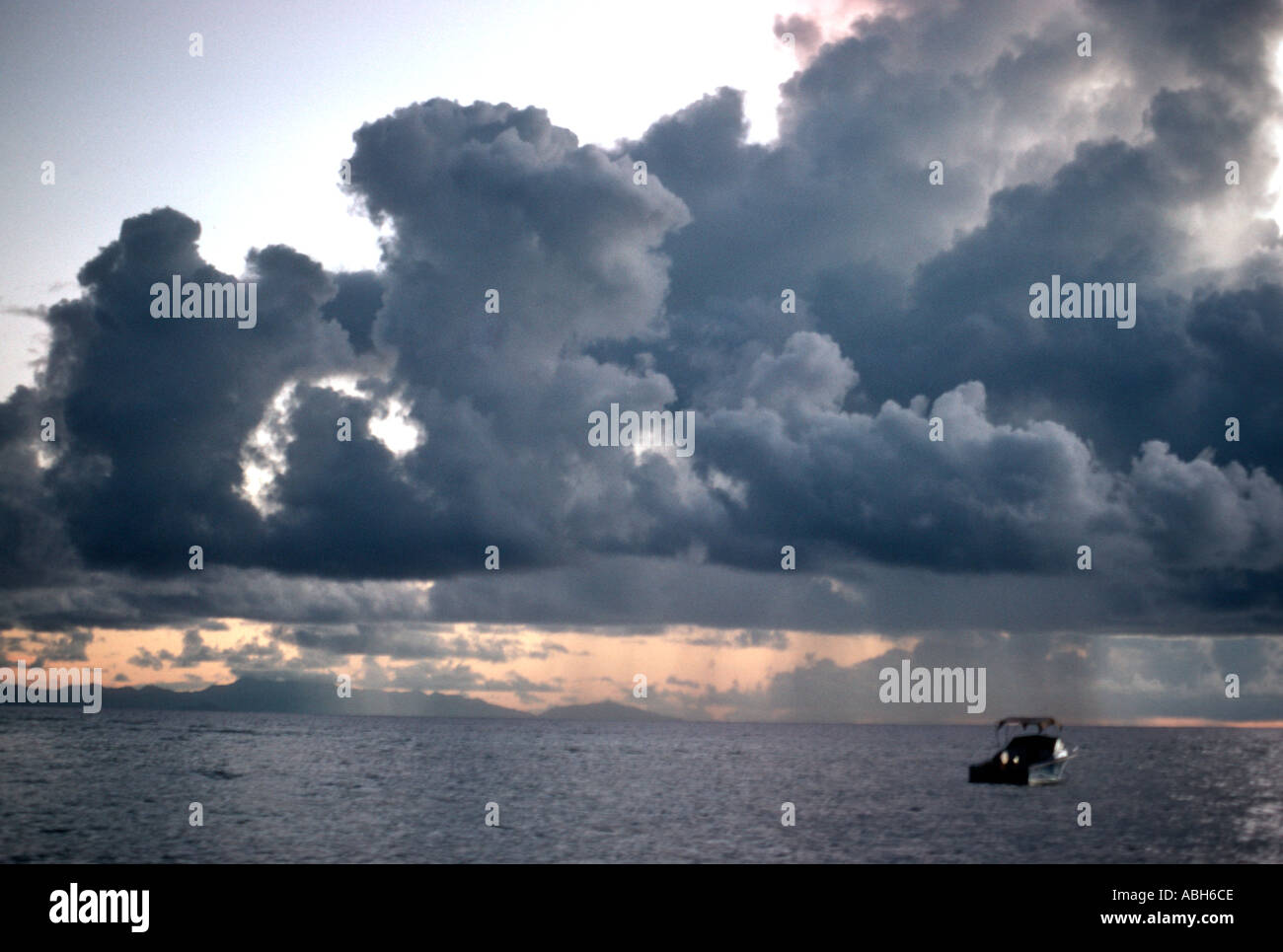 Black clouds seaside hi-res stock photography and images - Alamy