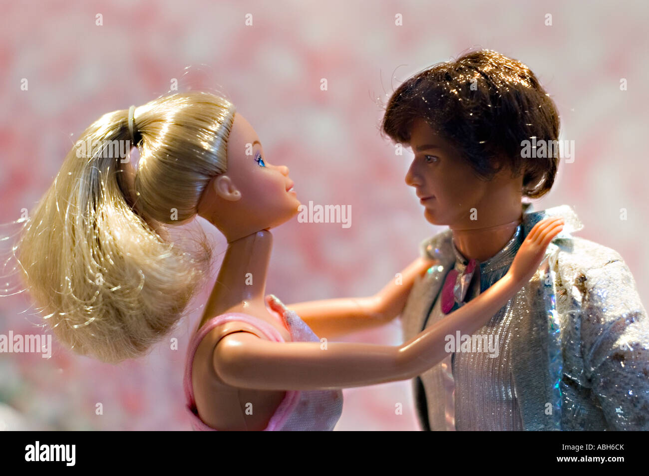 Barbie and ken hi-res stock photography and images - Alamy