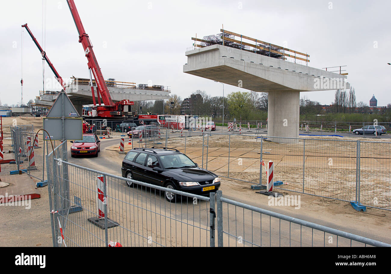 Road deck construction hi-res stock photography and images - Alamy