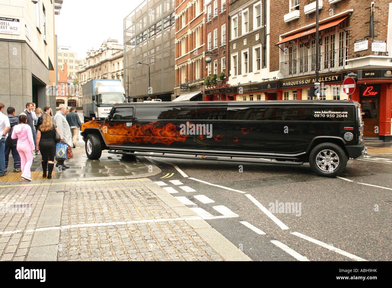 Stretch Hummer at Covent Garden Stock Photo - Alamy