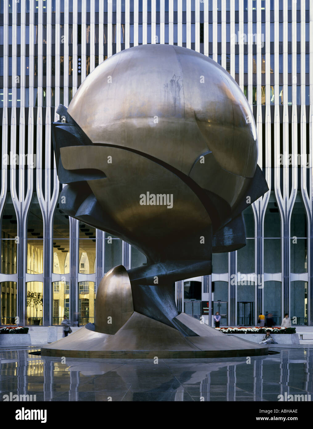 Sphere Sculptor Fritz Koenig World Trade Center Downtown Manhattan New ...