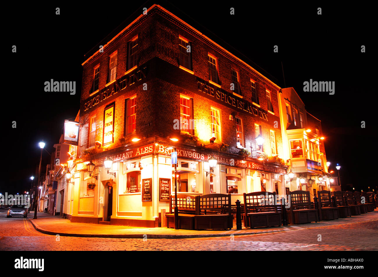 Pub / bar in Portsmouth in the England Stock Photo - Alamy