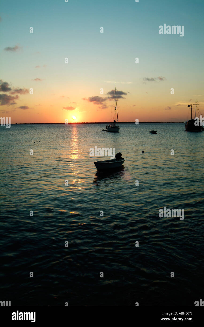 Sunset in the ocean in bonaire island hi-res stock photography and ...