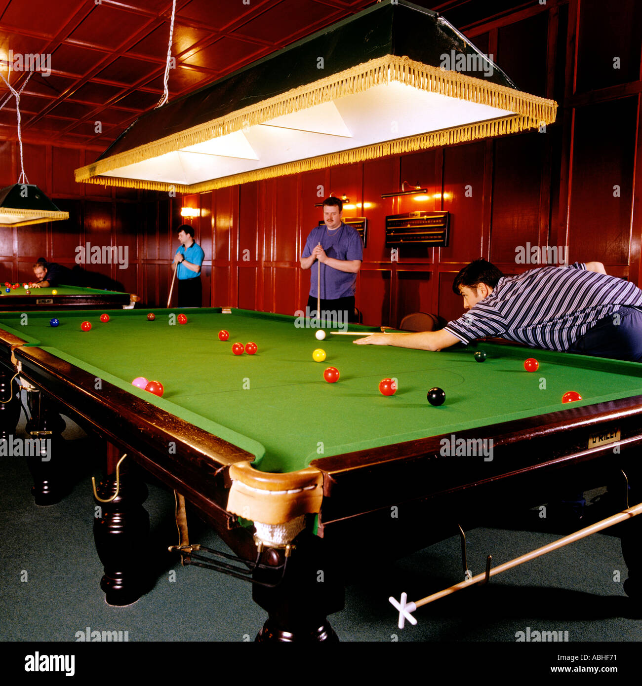 Wood panelled room hi-res stock photography and images - Alamy