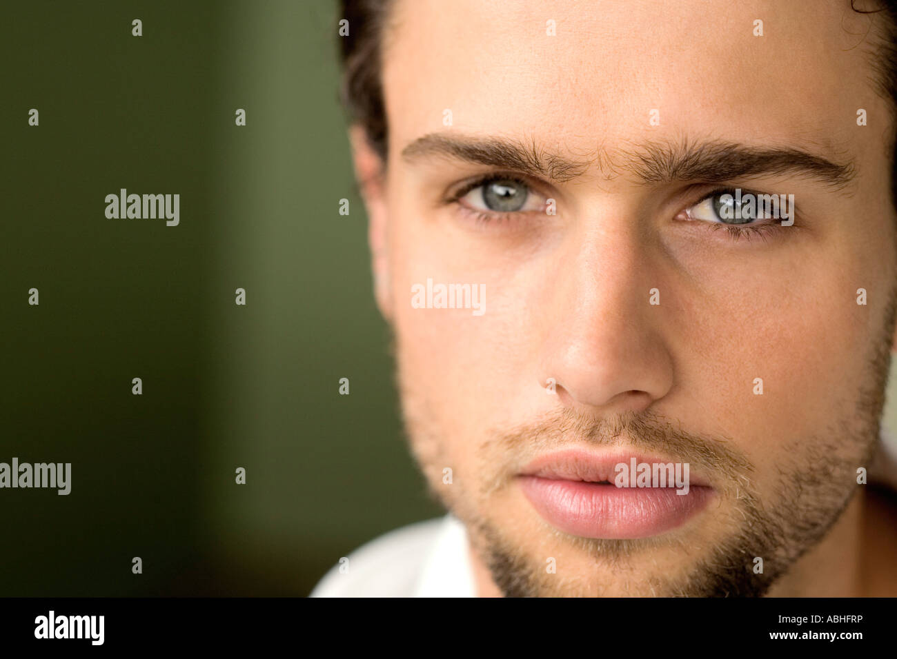 Young man posing with camera hi-res stock photography and images - Alamy
