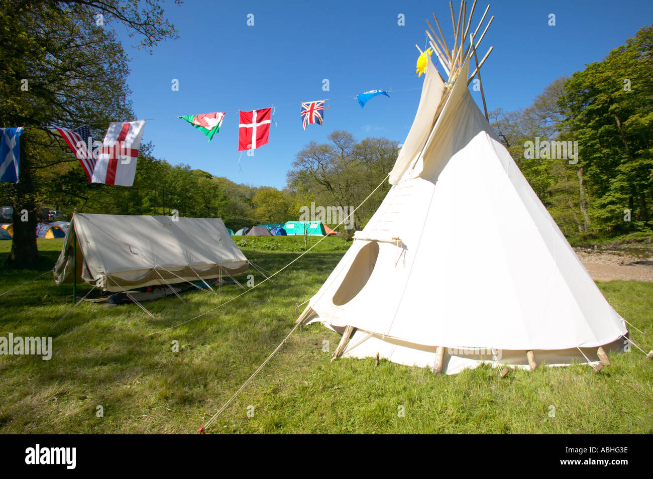 Tipi hi-res stock photography and images - Alamy