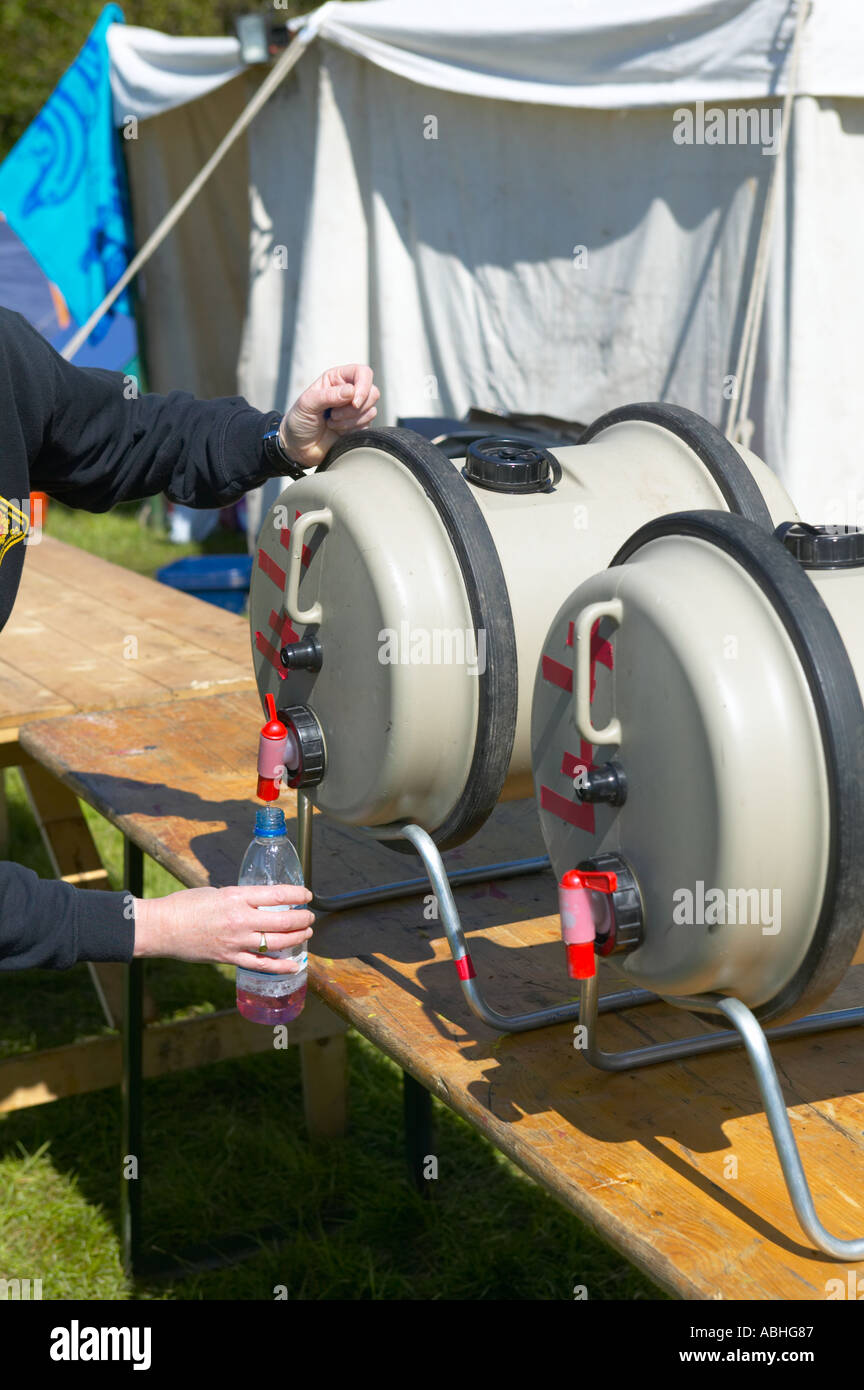 Scouts camping hi-res stock photography and images - Alamy