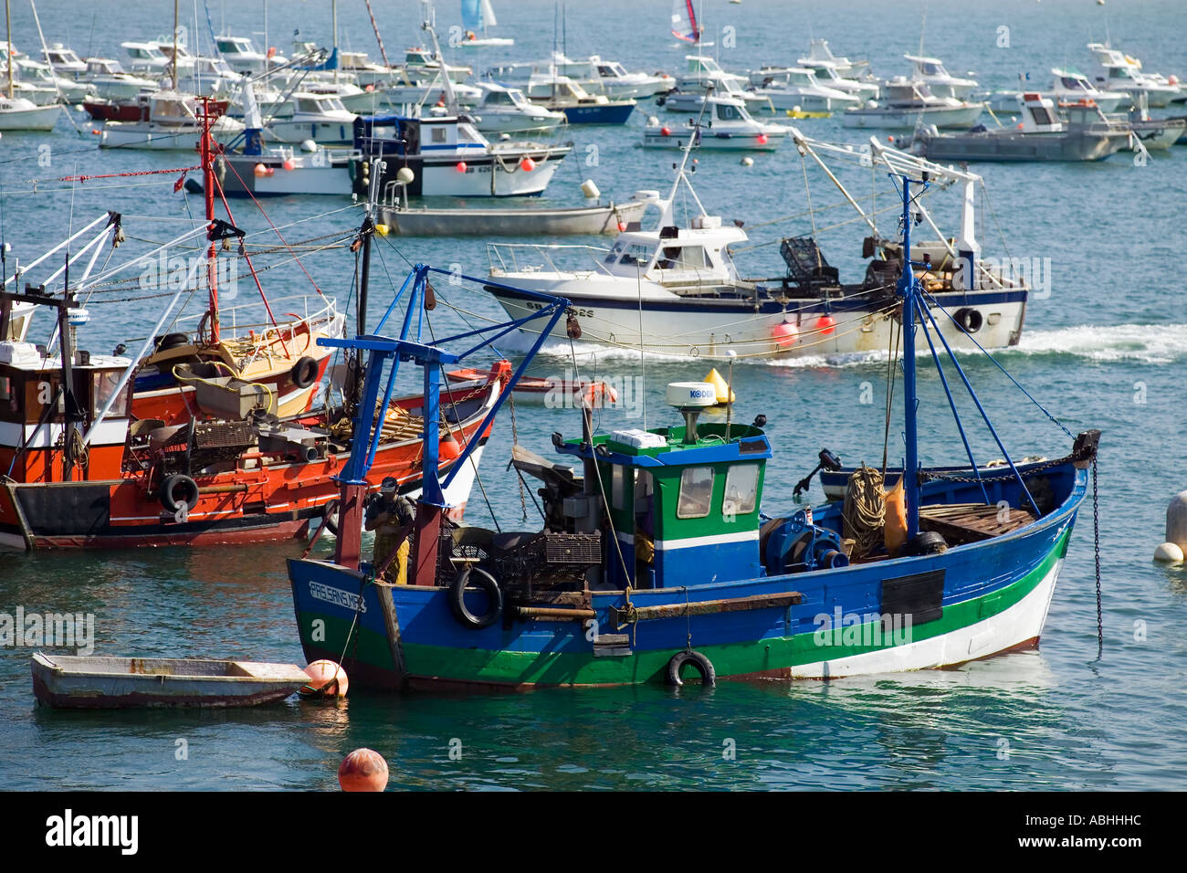 SCALLOP FISHING BOATS ERQUY HARBOUR BRITTANY FRANCE Stock Photo - Alamy