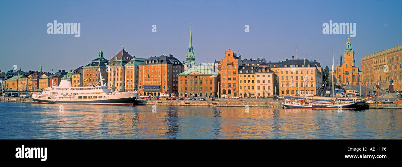 Skeppsbron waterfront hi-res stock photography and images - Alamy