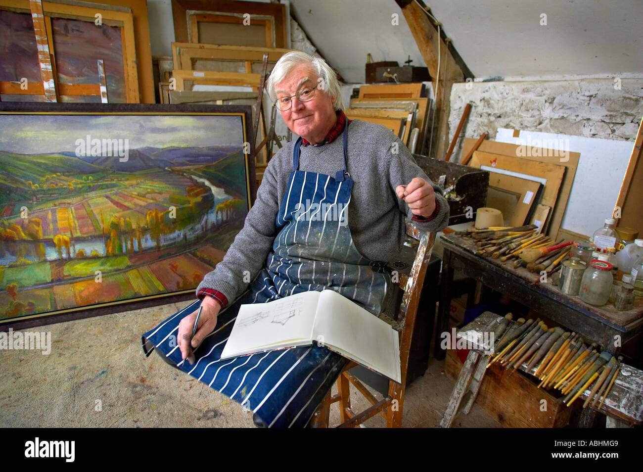 Artist Robert Organ Stock Photo - Alamy