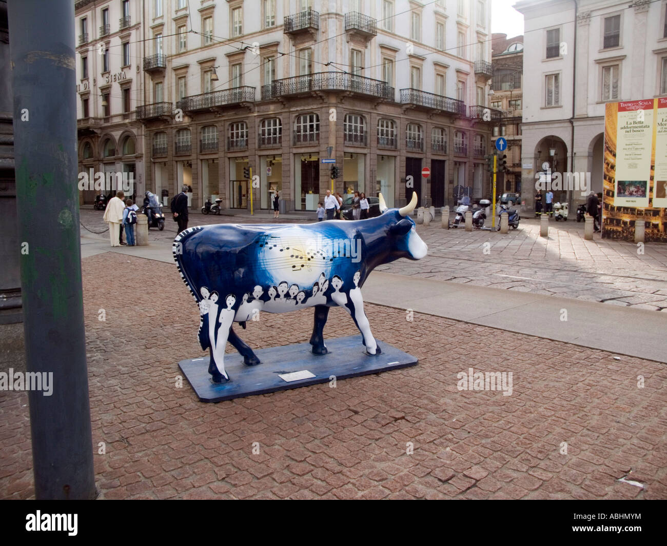 Cow Parade milan summer 2007 Stock Photo - Alamy