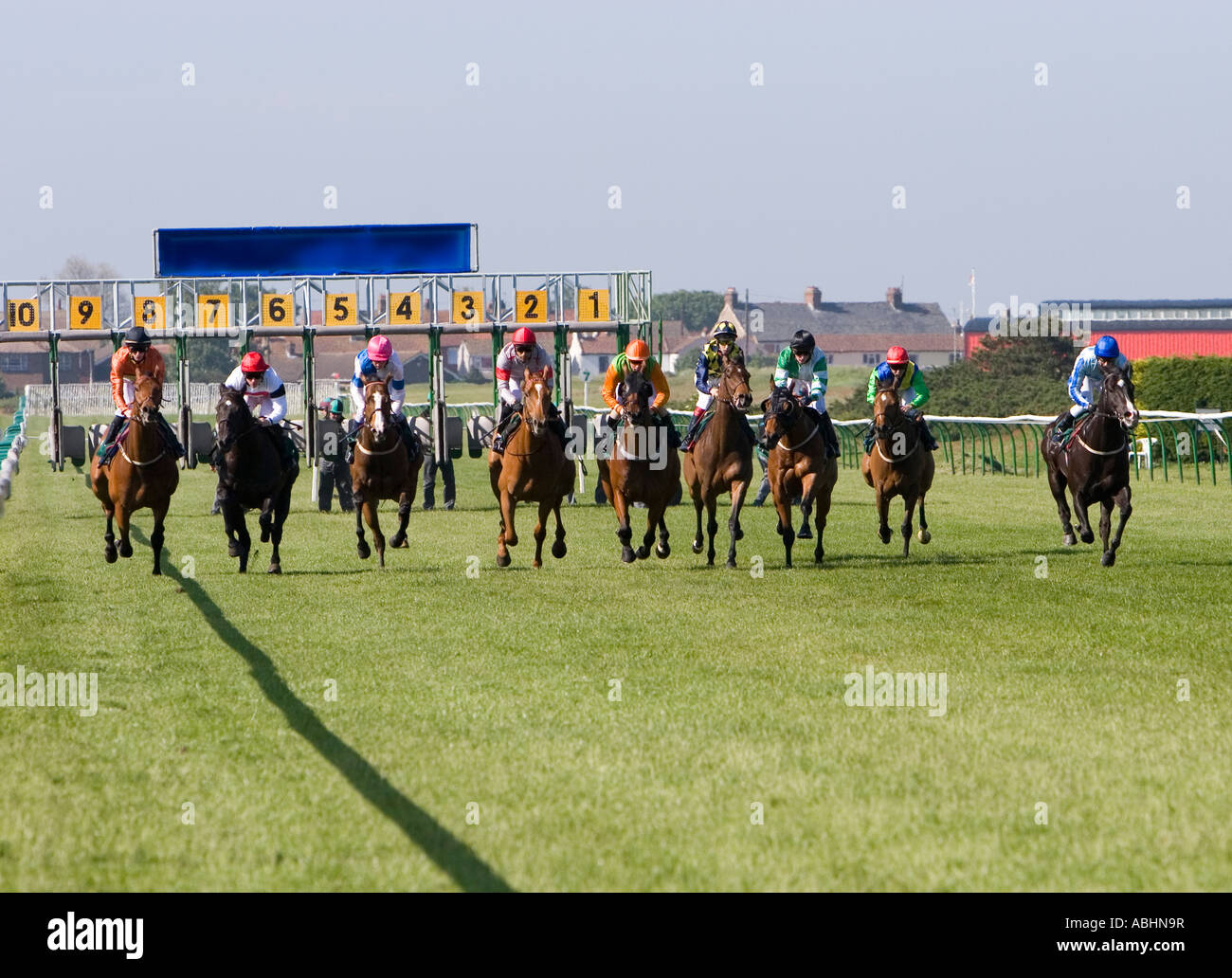 Great yarmouth racecourse stalls hi-res stock photography and images ...