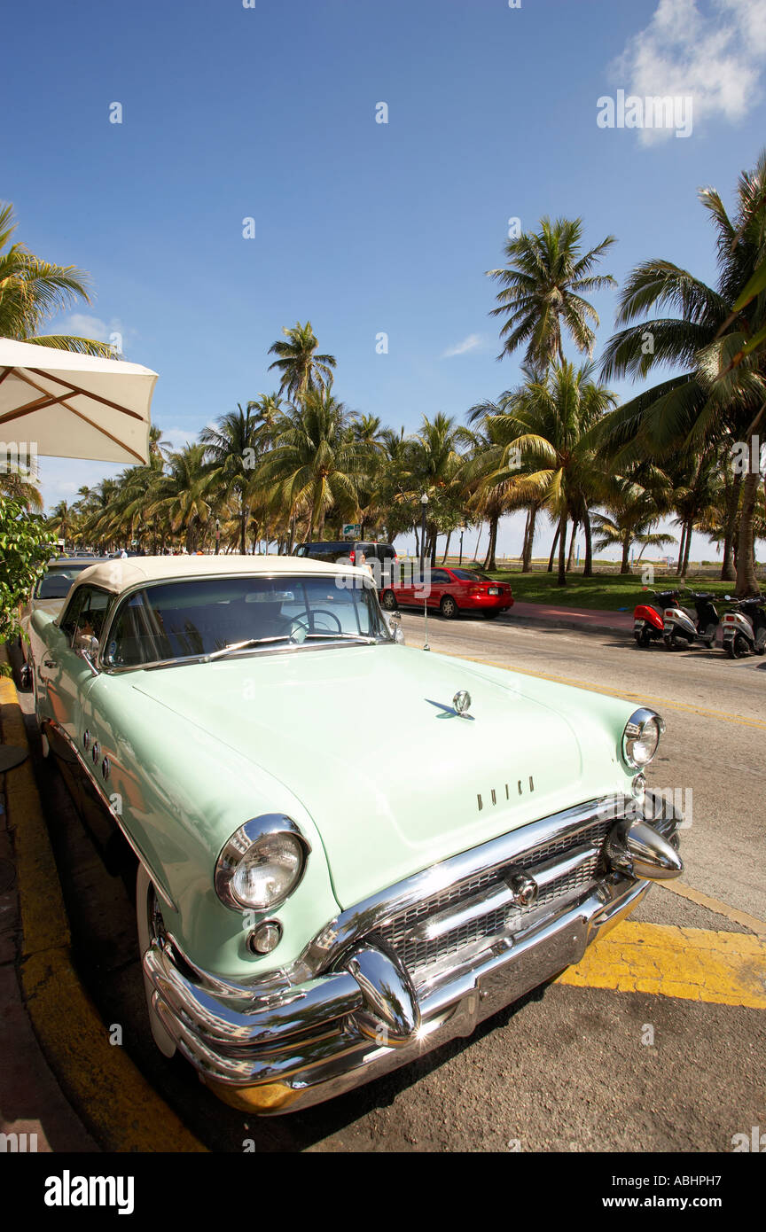 Classic car at Ocean Drive South Beach Miami Stock Photo - Alamy