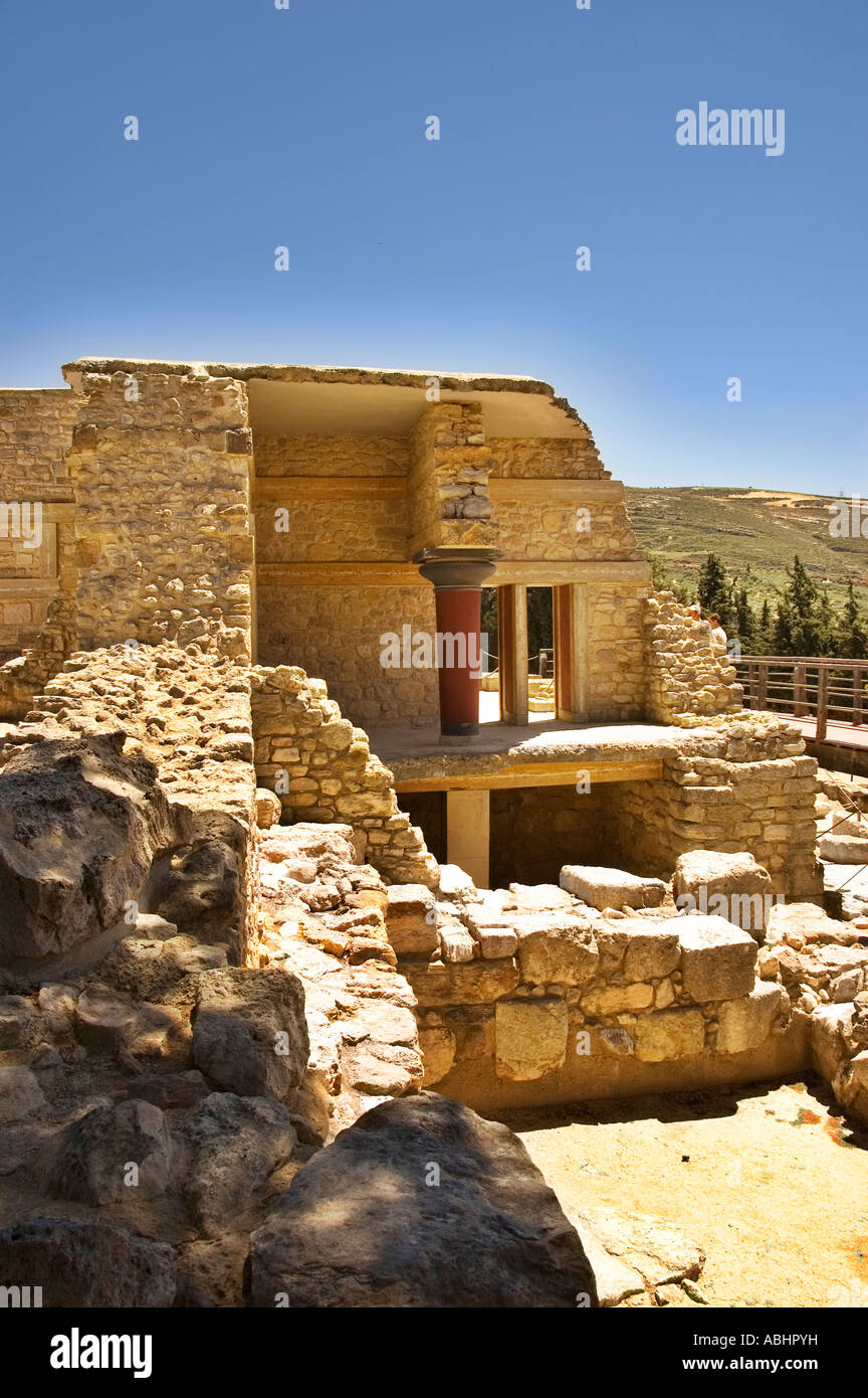 Structure with columns hi-res stock photography and images - Alamy