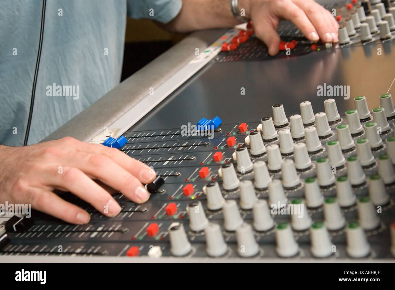 Analogue mixing desk at concert hi-res stock photography and images - Alamy