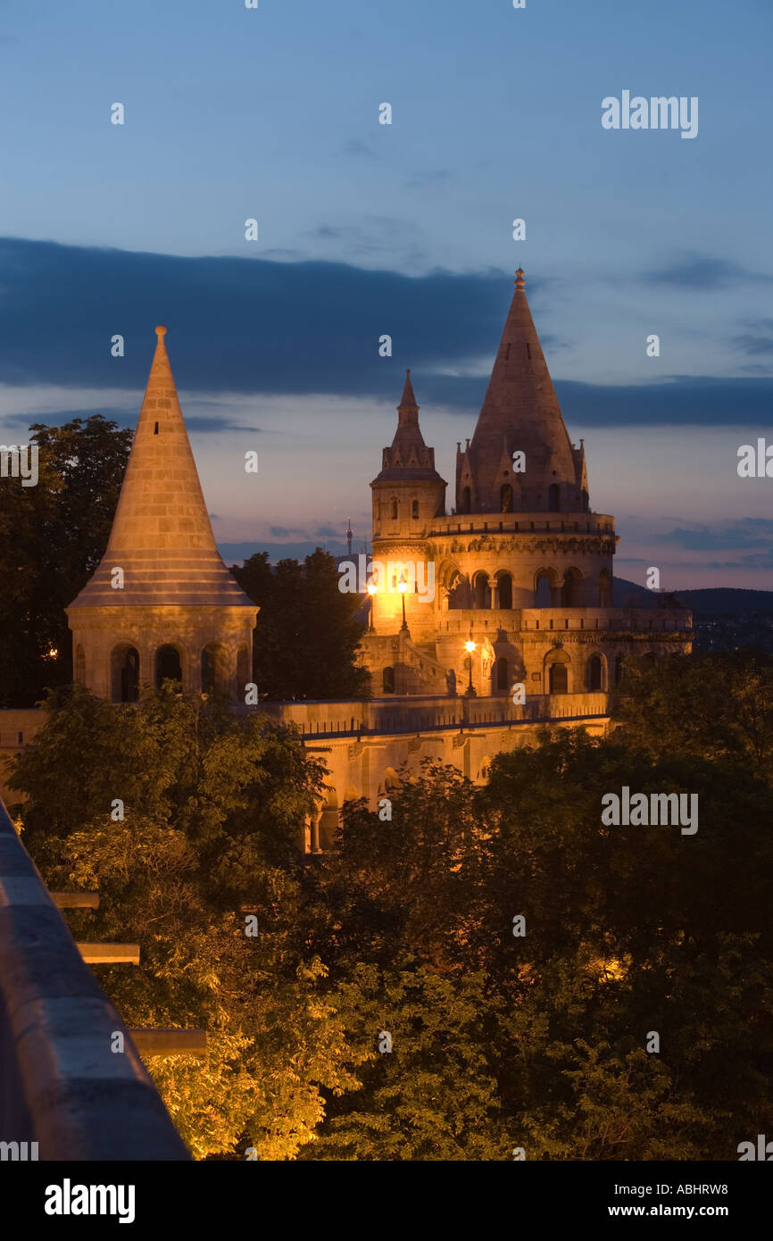 Illuminated Fishermen s Bastion symbolising the seven Magyar tribes at ...
