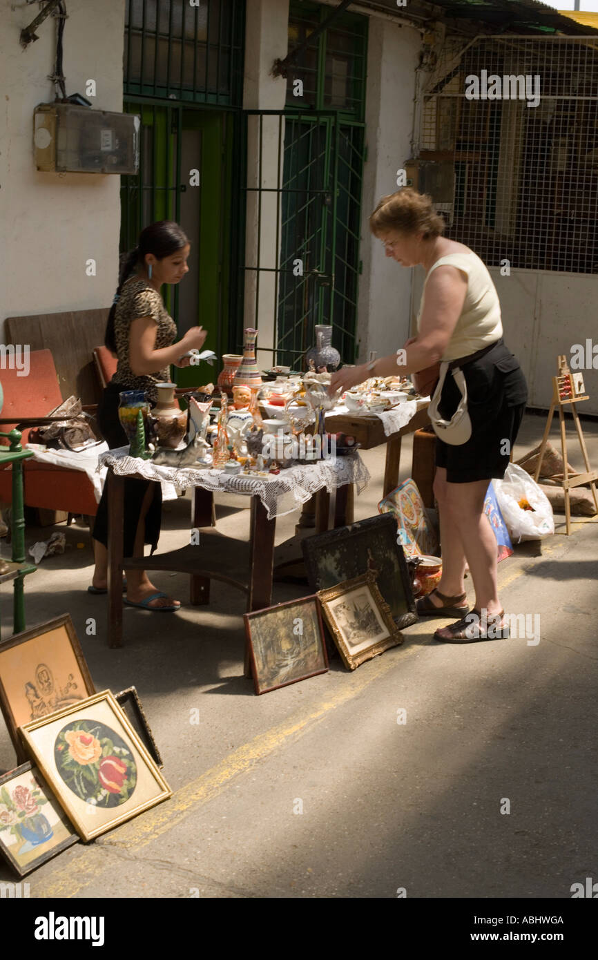 Budapest ecseri piac hi-res stock photography and images - Alamy
