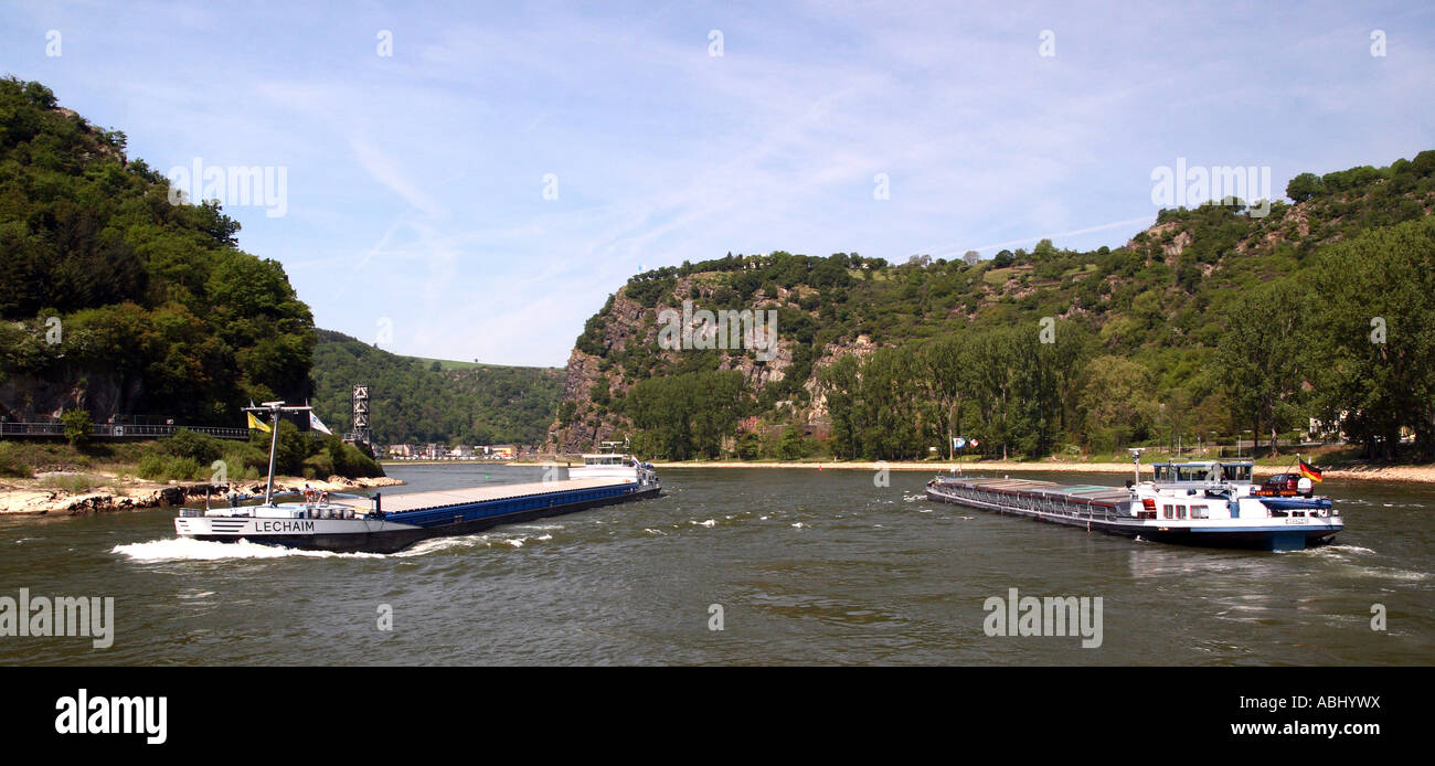 Barges sailing through the Loreley cliffs on the Rhine river Stock ...