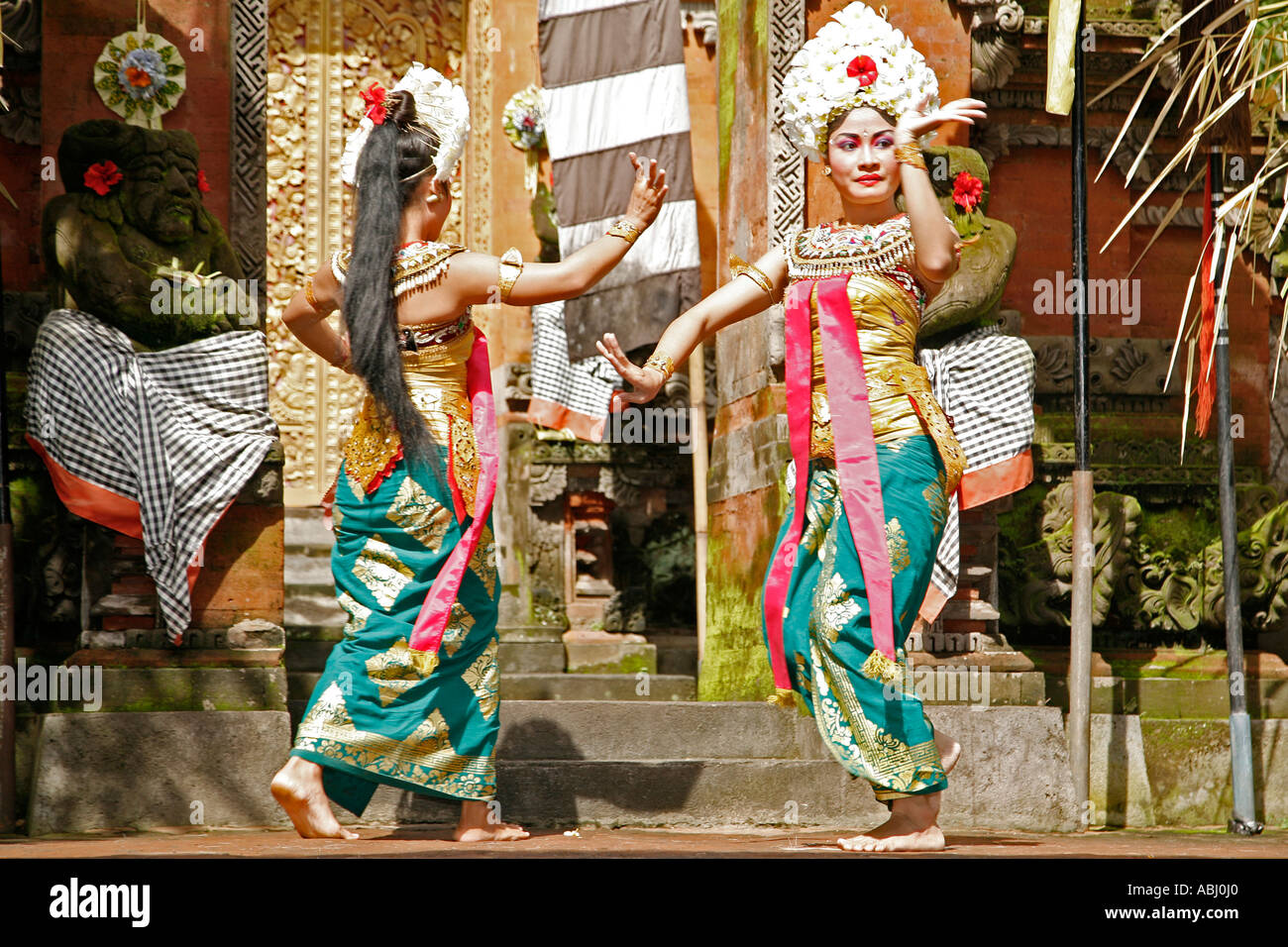 Barong dancers, Batubulan, Bali, Indonesia Stock Photo - Alamy
