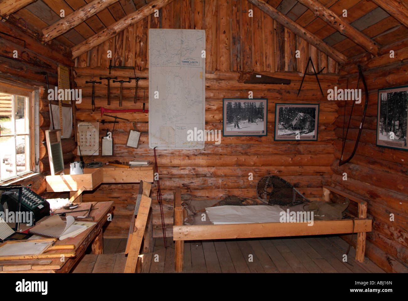 Lumberjack house hi-res stock photography and images - Alamy