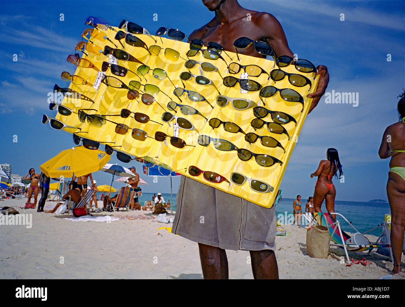 Marketing hawking souvenirs hi-res stock photography and images - Alamy