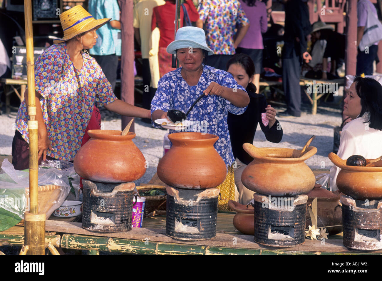 Cooking food in the street with traditional pots, Bangkok, Thailand ...
