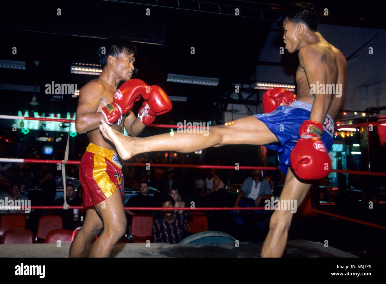 Kick boxing boy knock out hi-res stock photography and images - Alamy