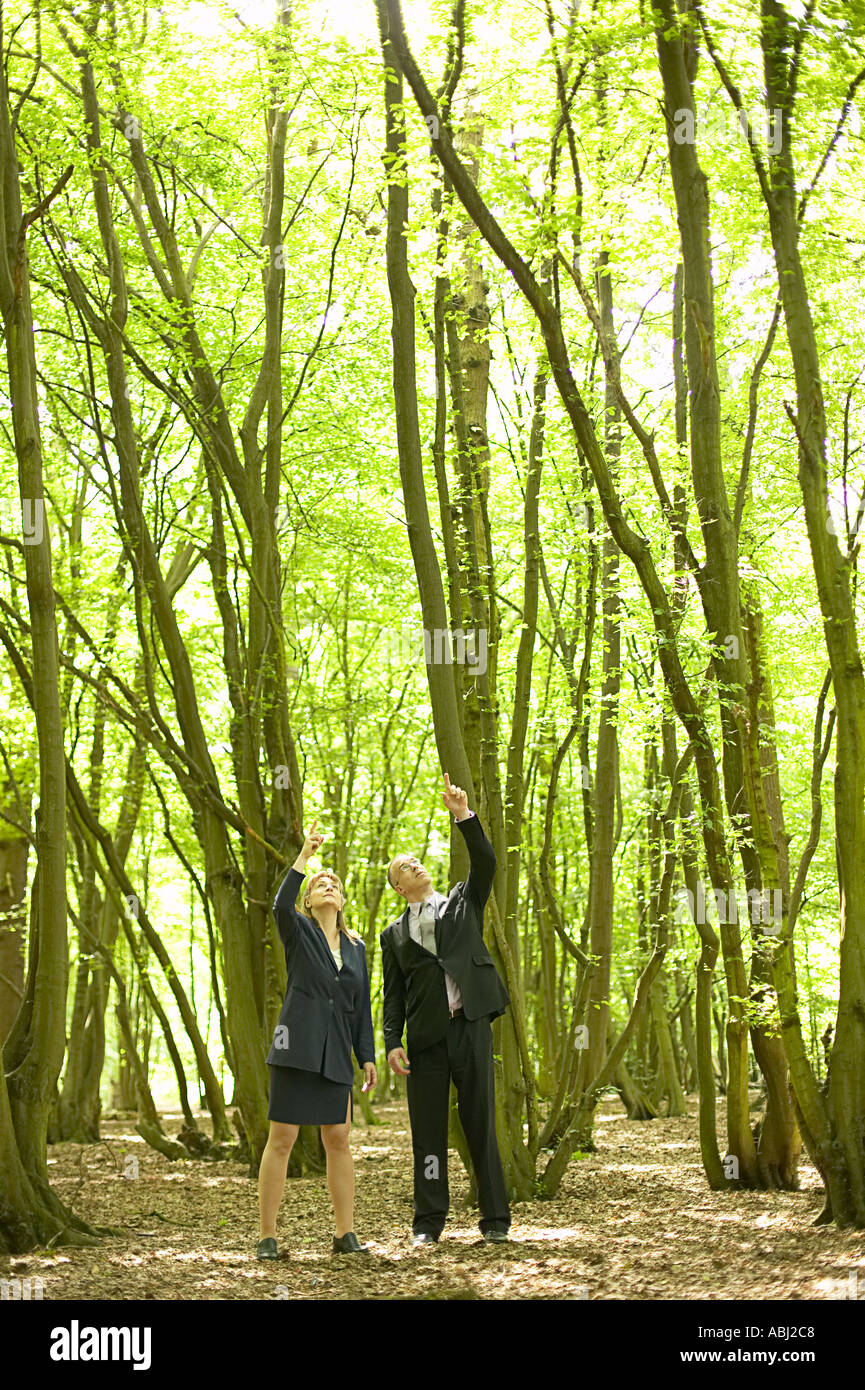 Opposite direction couple hi-res stock photography and images - Alamy