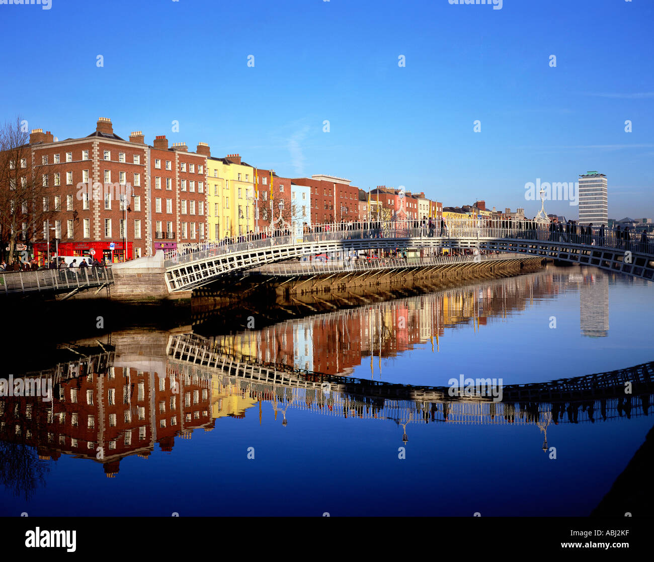 Ha'Penny Bridge Dublin, Campaine, TCD, University's, Half Penny, River ...