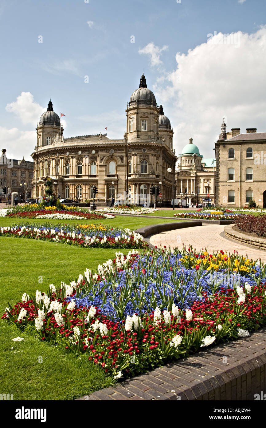 Queens Gardens and Maritime Museum in Hull UK Stock Photo - Alamy