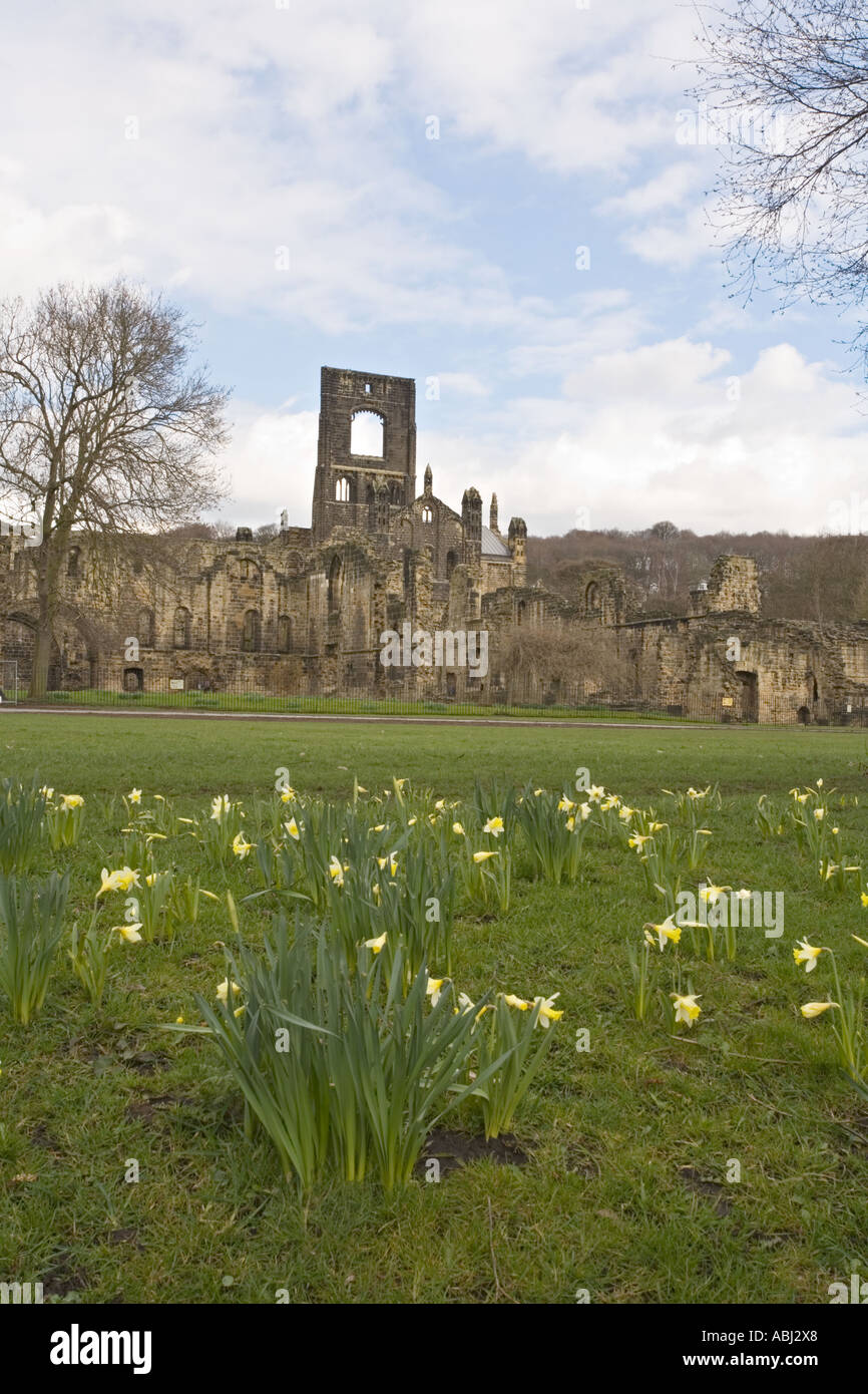 Kirkstall abbey in leeds hi-res stock photography and images - Alamy