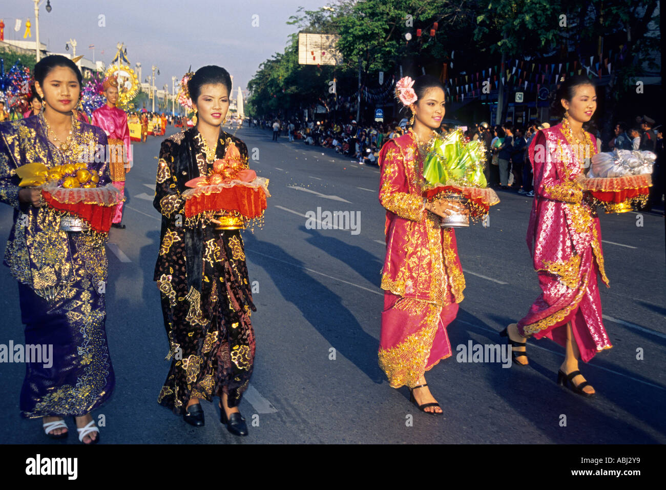Songkran procession hi-res stock photography and images - Alamy