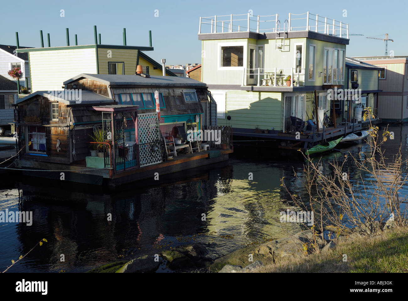 Victoria, bc harbour houseboat hi-res stock photography and images - Alamy
