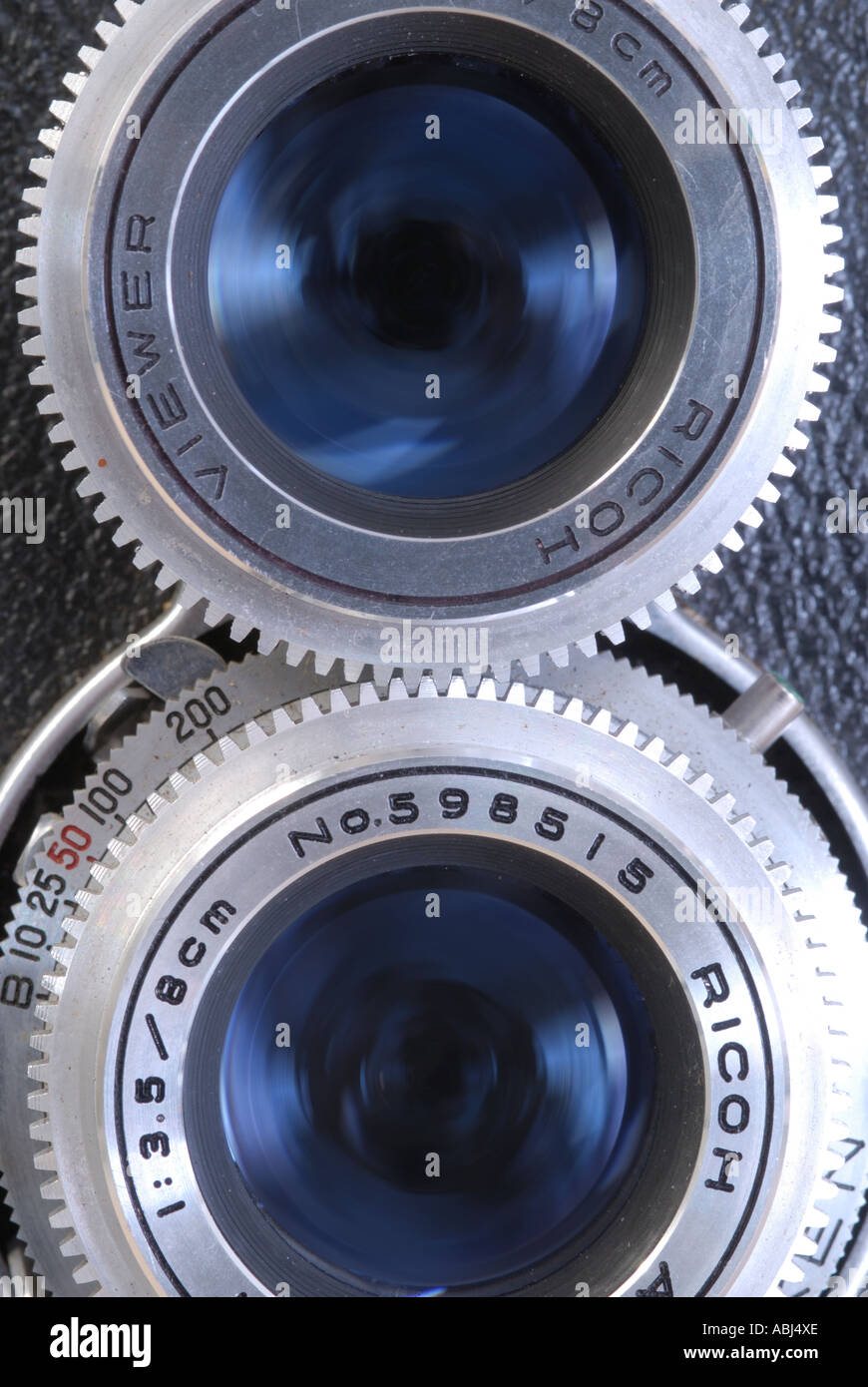 Twin lens camera Stock Photo - Alamy