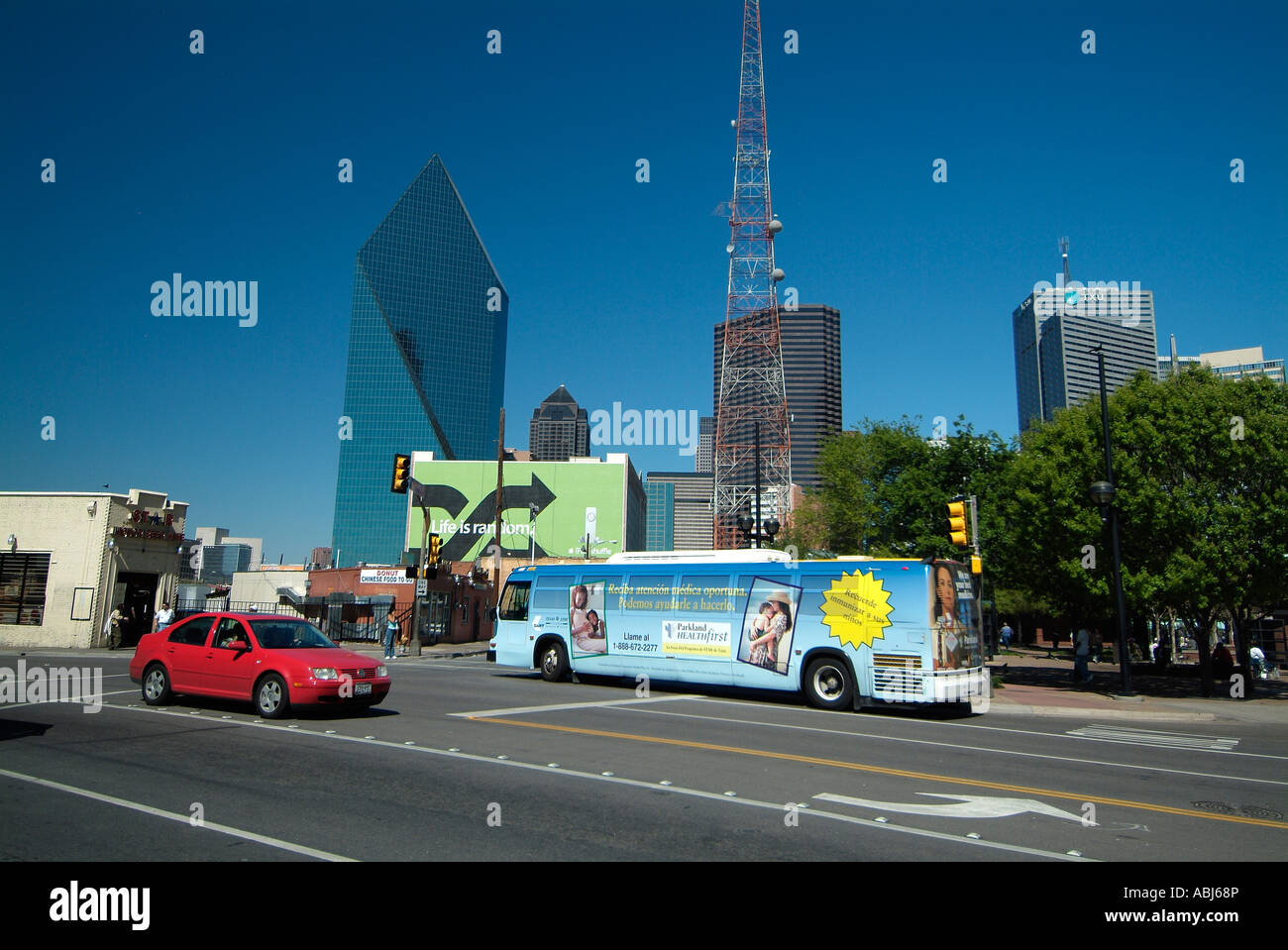 Streets with cars in downtown of Dallas, Texas Stock Photo - Alamy